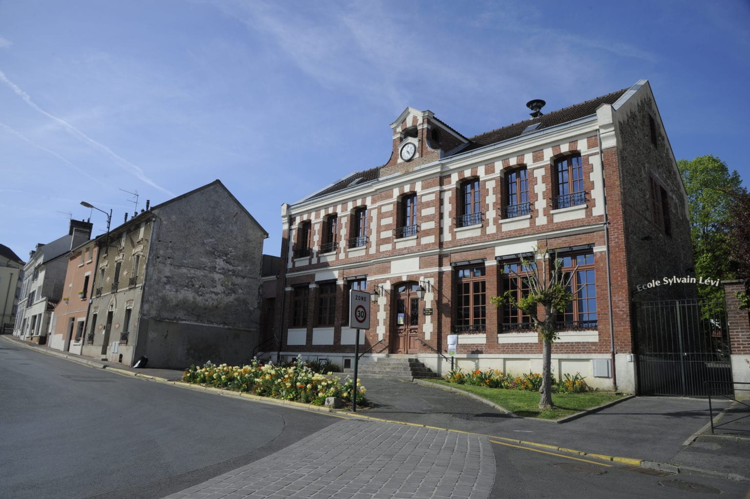 À la découverte du riche patrimoine d'Andilly - Plaine Vallée Tourisme ...
